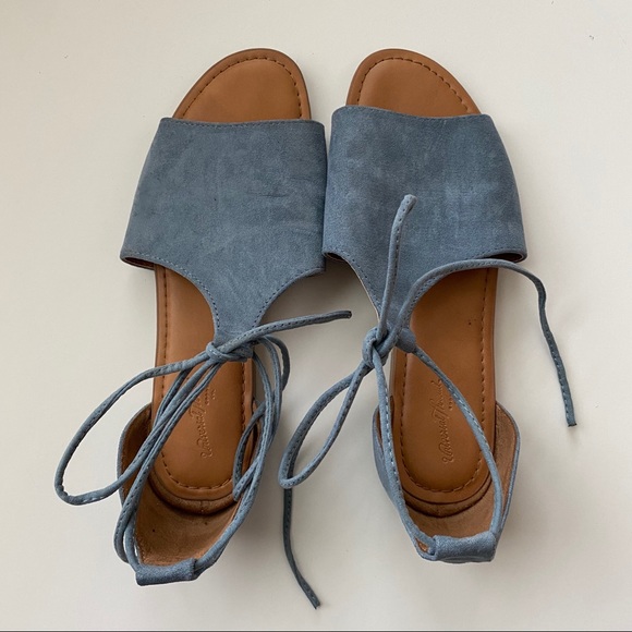 Universal Thread | Shoes | Universal Thread Target Brand Tie Sandals ...